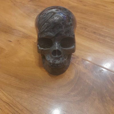 Skullis Crystal Skull, 5.1 Dream Chevron Amethyst Hand Carved Gemstone ...