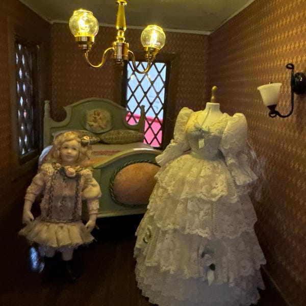 Dollhouse Miniature ~ Brass Stick Telephone, Old Fashioned - Lee ...