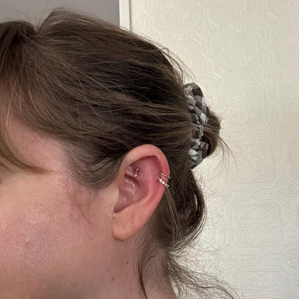 14K Solid Gold Sun Flower Dangling Cartilage Earring/threadless Push ...