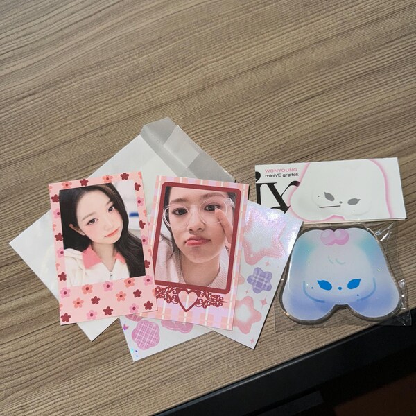 Mini've Grip Tok / Wonyoung, Yujin, Liz, Rei, Gaeul, Leeseo - Etsy