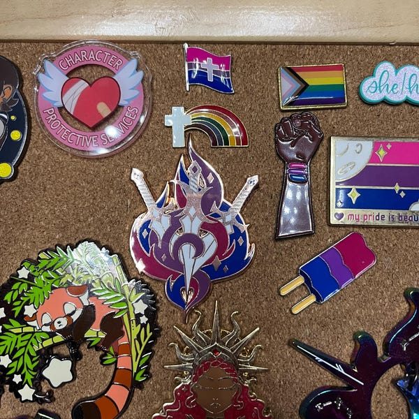 Pride Enamel Pins achillean, Sapphic, Bi, Trans, Nb, Ace, Aro, Aro-ace ...