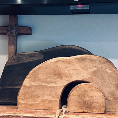 Empty Tomb Display / Empty Tomb Easter Decor Easter Creche Resurrection ...