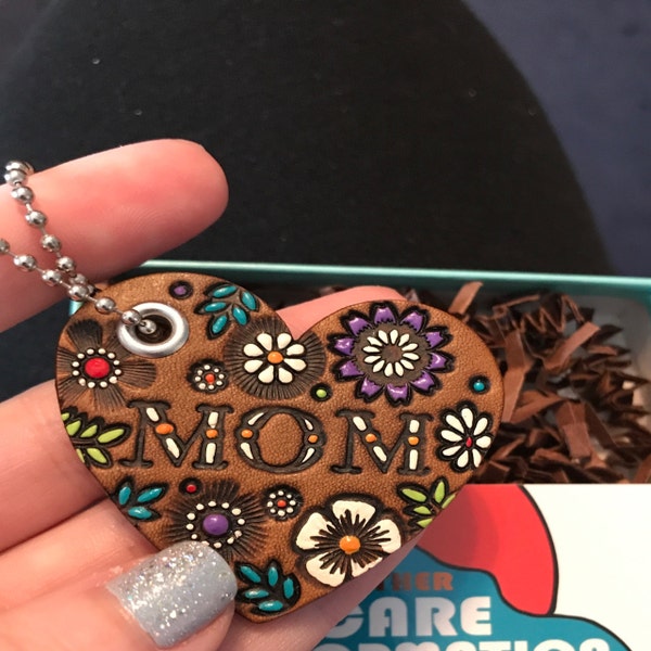 MOM Leather Heart Key Fob - Floral Pattern Keychain - Mother's Day ...