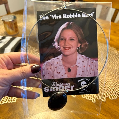 Movie Replica the Wedding Singer 'the Mrs. Robbie Hart' Necklace Julia ...