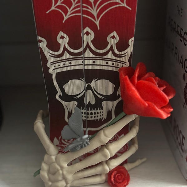 ASSEMBLED Book Nook| Acotar Inspired| Fantasy Books| Silver Flames| Bat ...