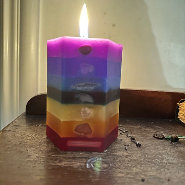 Crystal Candle Green Tipped Pyramid Candle With Inlaid Crystal Geodes ...