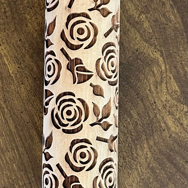 Pinecones and Cardinals Embossed Rolling Pin - Etsy