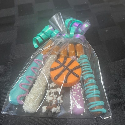 Sloth Assortment Chocolate Oreos and Pretzels - Etsy