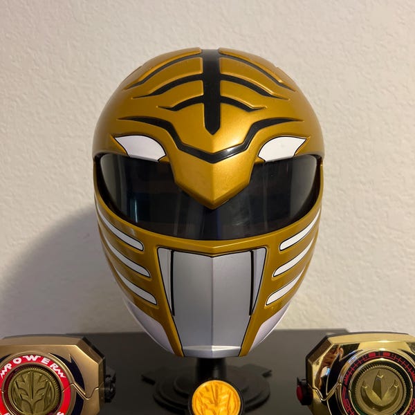 Power Helmet Rangers Legacy Lightning Helmet Stand With Power Coin ...