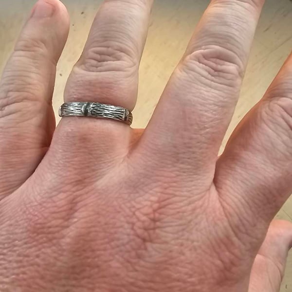 Band Tree Ring Nature Inspired Band Oak Leaf Ring Acorns Band Embossed ...