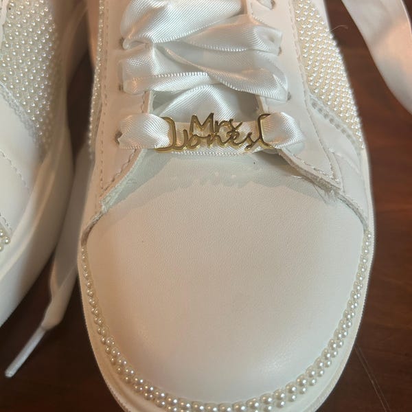 Personalized Name Shoe Nameplate in Gold, Silver & Rose Gold | Custom ...