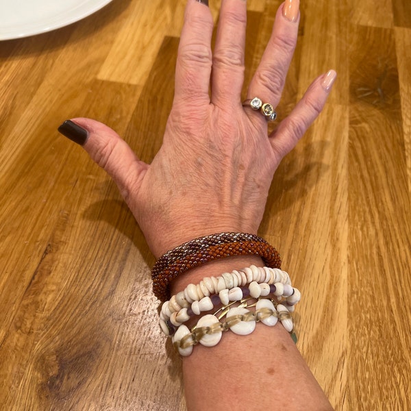 Momi Shell Bracelet Kahelelani Shell Bracelet Hawaiian Sunrise Shell ...