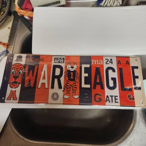 Hook ’em License Plate Sign – texas Longhorns Metal Wall Art | burnt ...