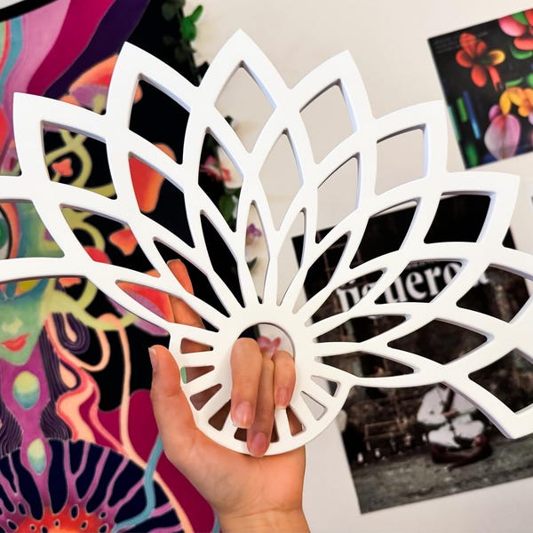 Bubbles - 1.5" Tech Grip Custom Flow Fans , Practice Fans, Day Fans ...