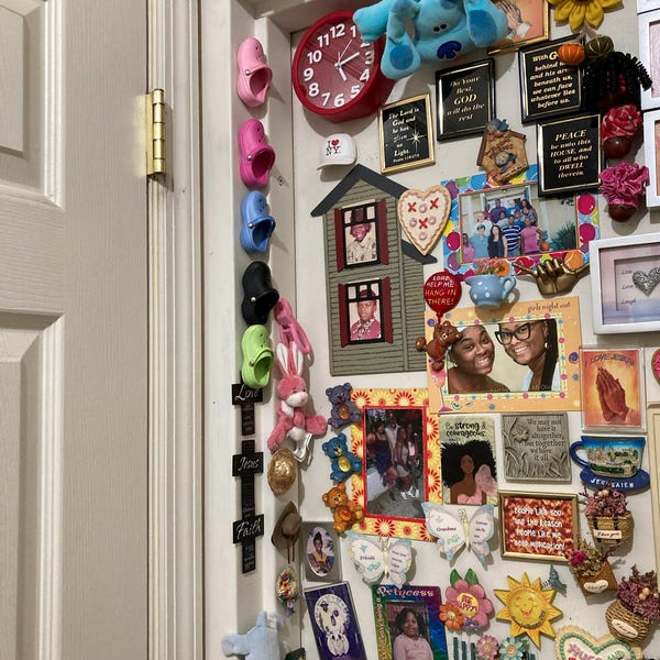 Mini Crocs Shoes Fridge Magnets , Cute Refrigerator Magnet, Creative ...