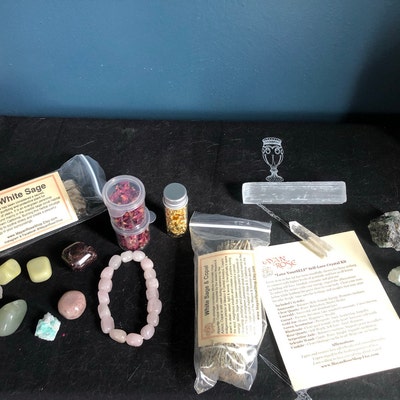 Self Love Crystal Kit, Crystals for Love Birthday Gift for Her, Mom ...