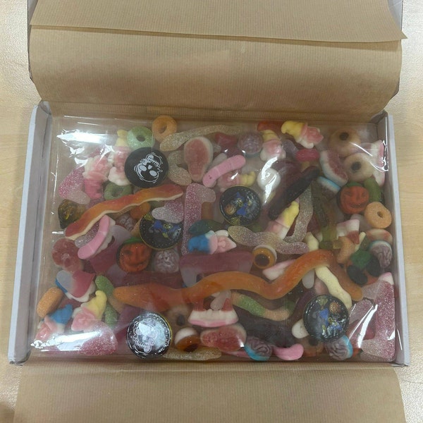 Easter Treat Box | Letterbox Easter Gift | Easter Chocolate and Sweets ...