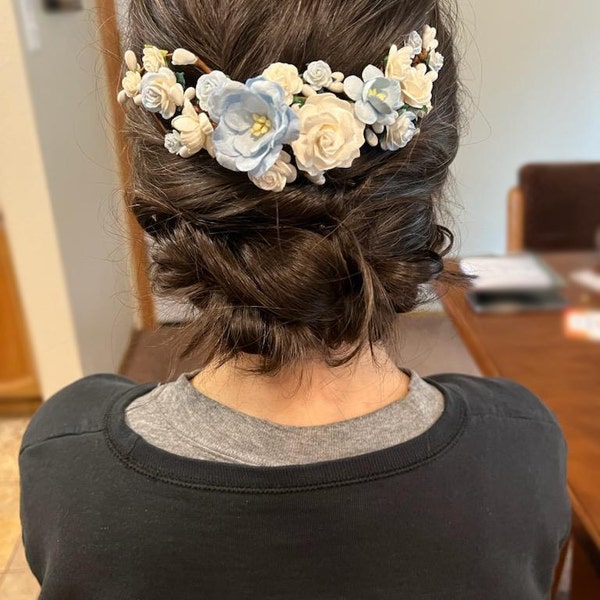 Blue and White Wedding Headpiece. Light Blue Wedding Hair Flower ...