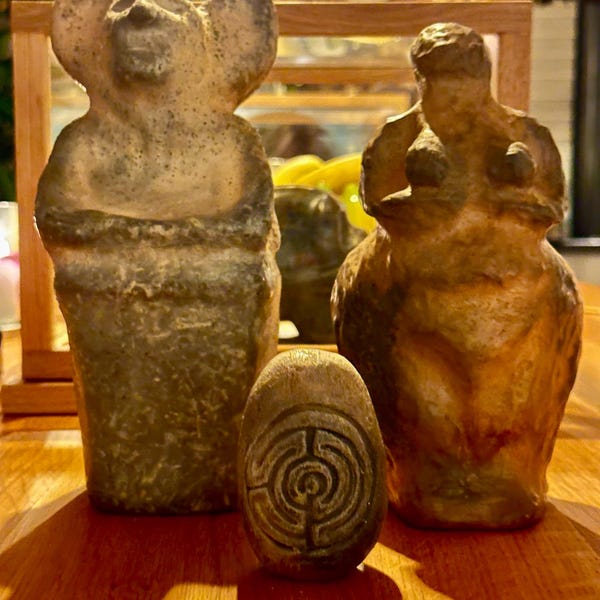 Göttin Venus Figurine Lebensspirale Ammonit - Symbol kraftvoller ...