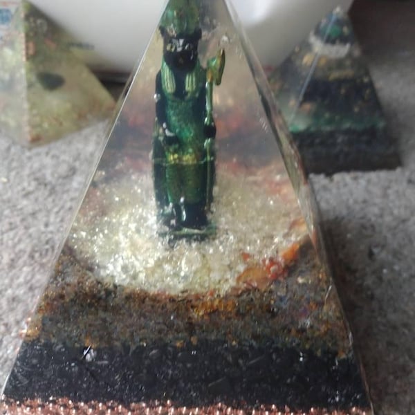 LET'S RESIN Pyramid Molds for Resin,large Silicone Pyramid Molds for ...