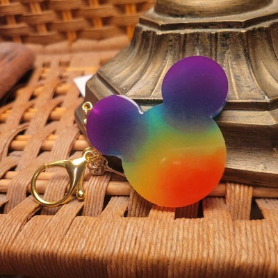 Super Cute Dinosaur Keychain, Brachiosaurus, White and Super Sparkly - Etsy