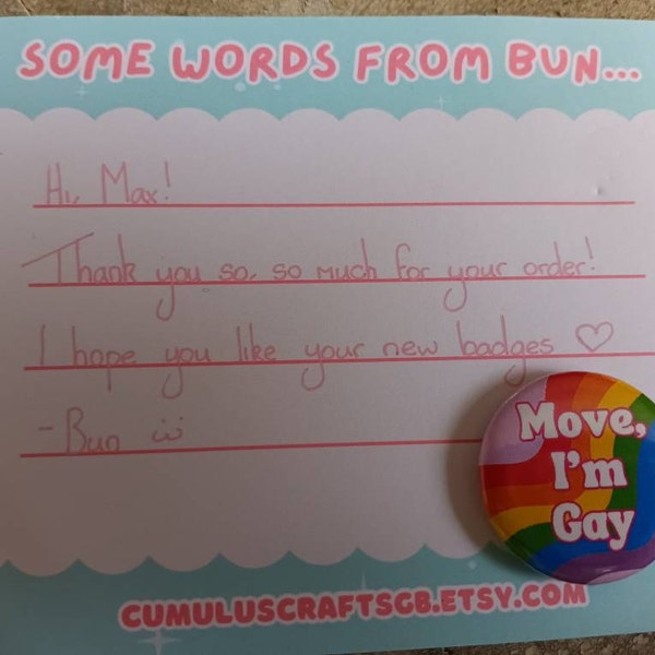 No Hugs, Please Badge Hug Traffic Light for Comic Conventions Button ...