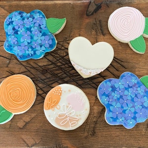 Hydrangea Cookie Cutter & Fondant Cutter by the Cookie Artisan tutorial ...
