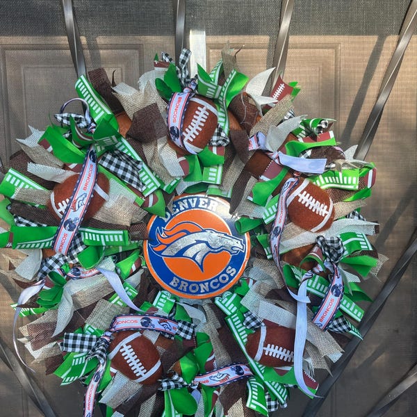 Beetlejuice Keychain | Betelgeuse | Beetlejuice 2 | Gift for Friend - Etsy