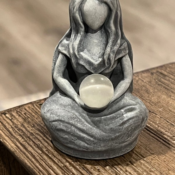 Moon Goddess Statue - Goddess Selene Figurine - Lunar Altar Goddess ...