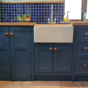 Handmade Solid Pine Freestanding Kitchen Units Finished in 'yeabridge ...