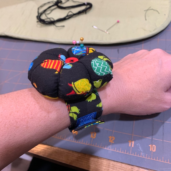 ORT Quilted Thread Catcher Sewing and Pattern Instructions/ Beginner ...