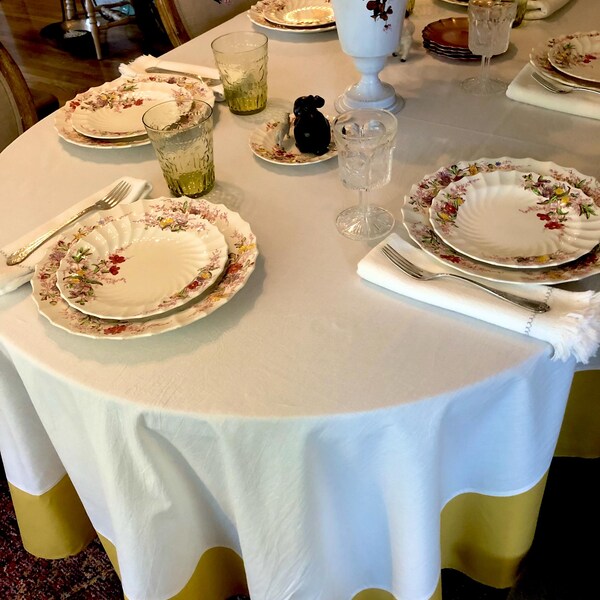 Nereida Bath Mat – Scalloped Design Microfiber Absorbent Non Slip Rug ...