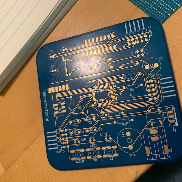 The Original: Set of 2 Coasters in Pcb-design With Gold Contacts for ...