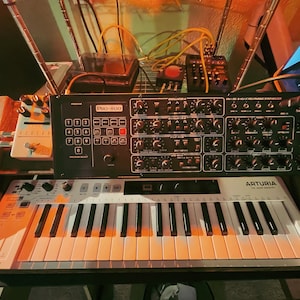 Vertical Desktop Pedalboard / Effects Pedal Stand / Guitar - Etsy