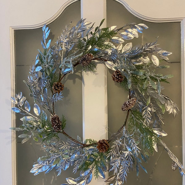 Christmas Mistletoe Door Wreath, Artificial Festive Silver Foliage ...