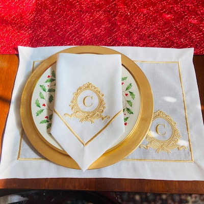 Personalized Embroidered Elegant Table Linen Gold Initials Embroidered ...