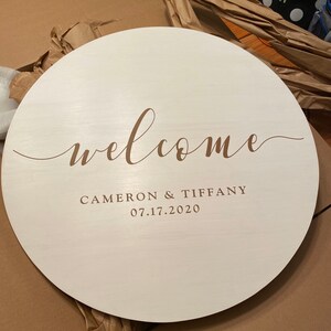 Round Wedding Welcome Sign, Custom Circle Wood Wedding Sign, Ceremony ...