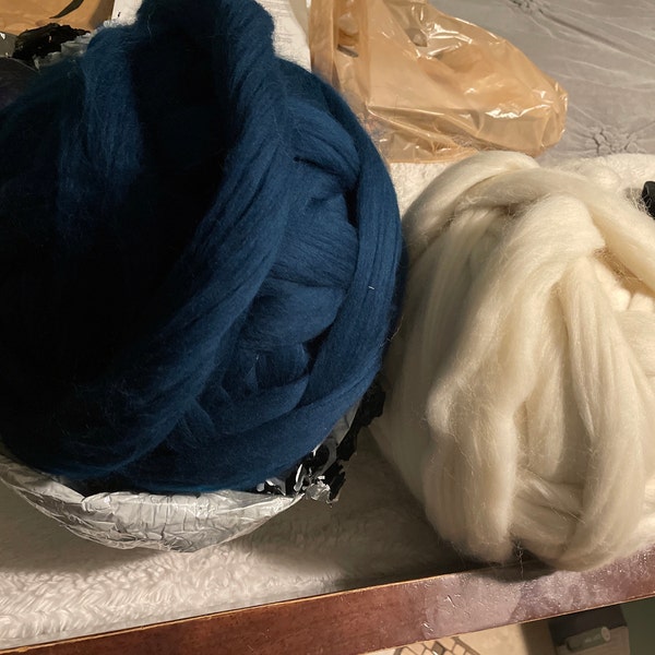 Chunky Yarn SALE! 100% Arm Knit Giant Bulky Yarn, Merino Wool Roving ...