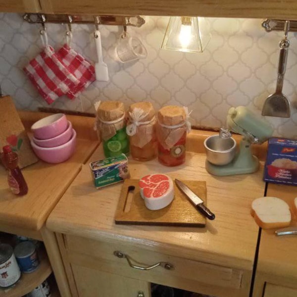 Miniature Coke Bottles Doll House Accessories 1:12 Dollhouse Miniature ...