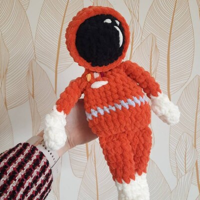 Apollo Astronaut 12 Astronaut Alien Finger Puppets, Crochet Pattern - Etsy