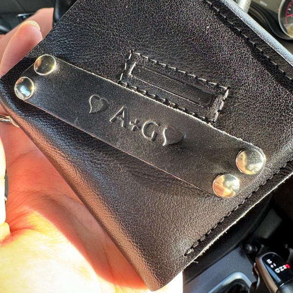 Personalized Leather Key Holder, Hand-shaped Key Organizer ...