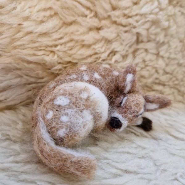 PDF FILES Pattern Realistic Sleeping Deer - Fawn - Needle Felt ...