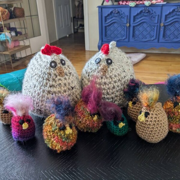 Mama and Mini Mabel Chicken™ CROCHET PATTERN - Etsy