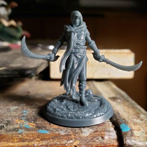 Queen of the Undying - Giant Undead Female Necromancer - Hidden Crypt ...