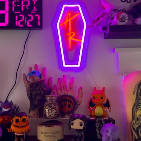 NEEDS ARE SIMPLE Neon Sign Game Room Wall Decor Game Room Neon Sign ...