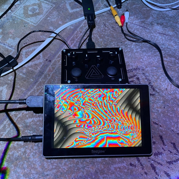 HD Analog Glitch Device - Video Breaker - Etsy