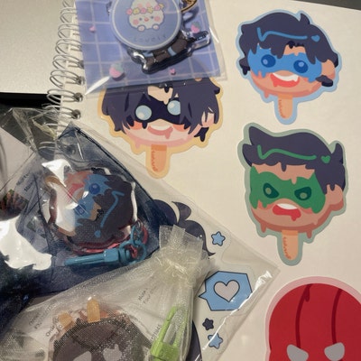 Nightwing 4 Sticker / 2 Double-sided Acrylic Charm - Etsy