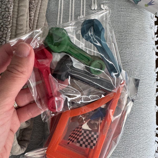 Fire Truck Crayons - Fireman Themed Coloring Crayons for Kids ...