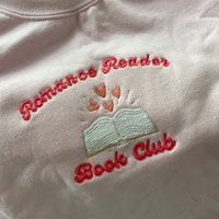Romantasy Reader Sweatshirt / Fantasy Romance Reader Merch / Bookish ...