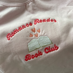 Romantasy Reader Sweatshirt / Fantasy Romance Reader Merch / Bookish ...